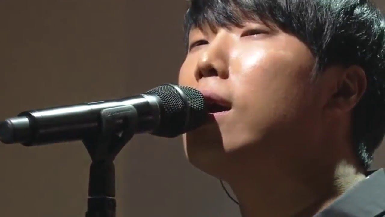 After years as a prodigal son, he sings this tribute to his parents ...